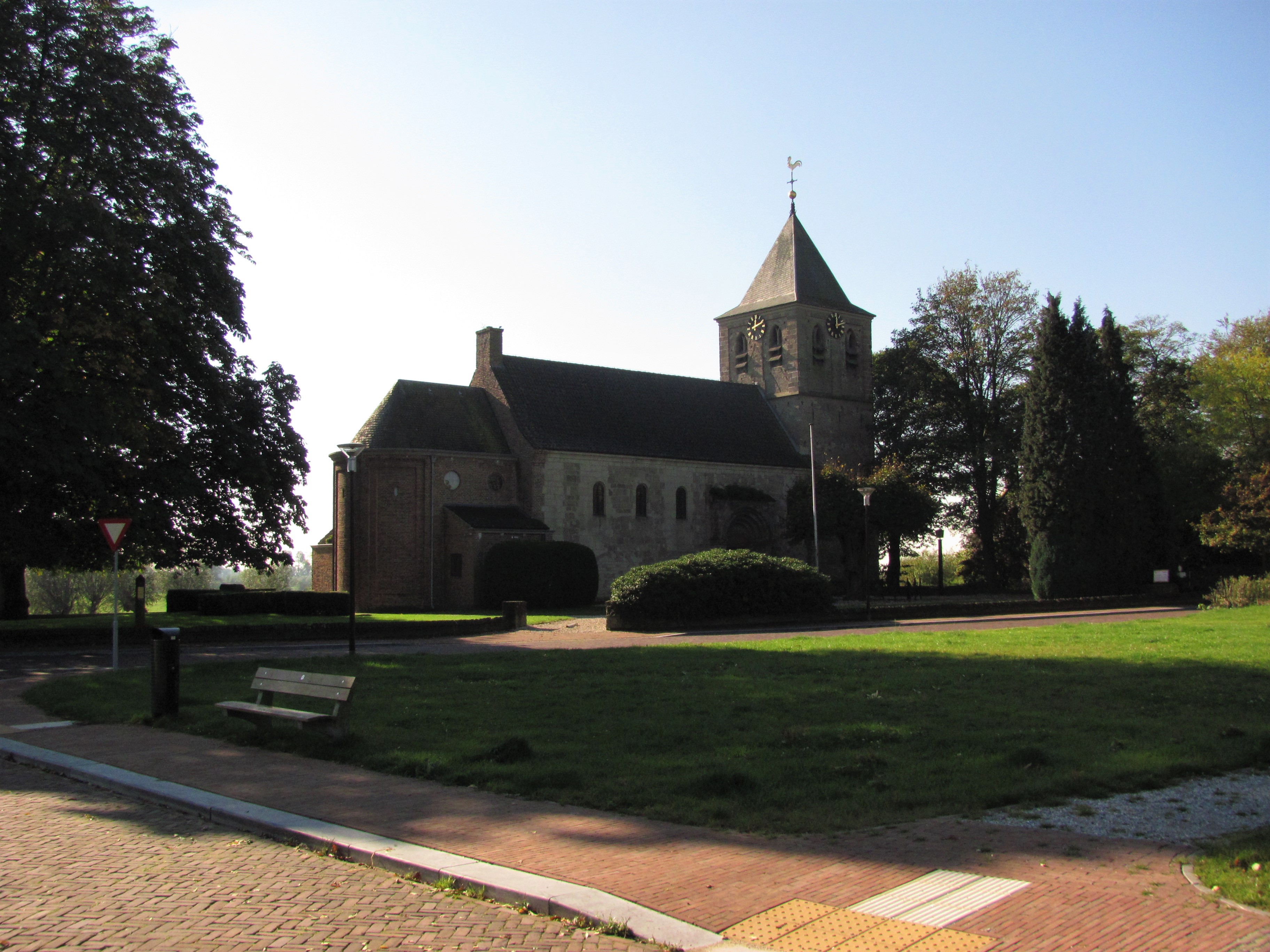 Arnhem & the Rhine Crossings Tour | Leger Holidays Battlefield Tours
