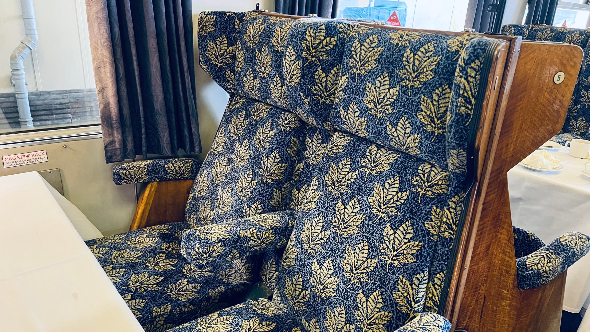 Luxury Steam Rail, Chatsworth and Yorkshire Yuletide | Shearings