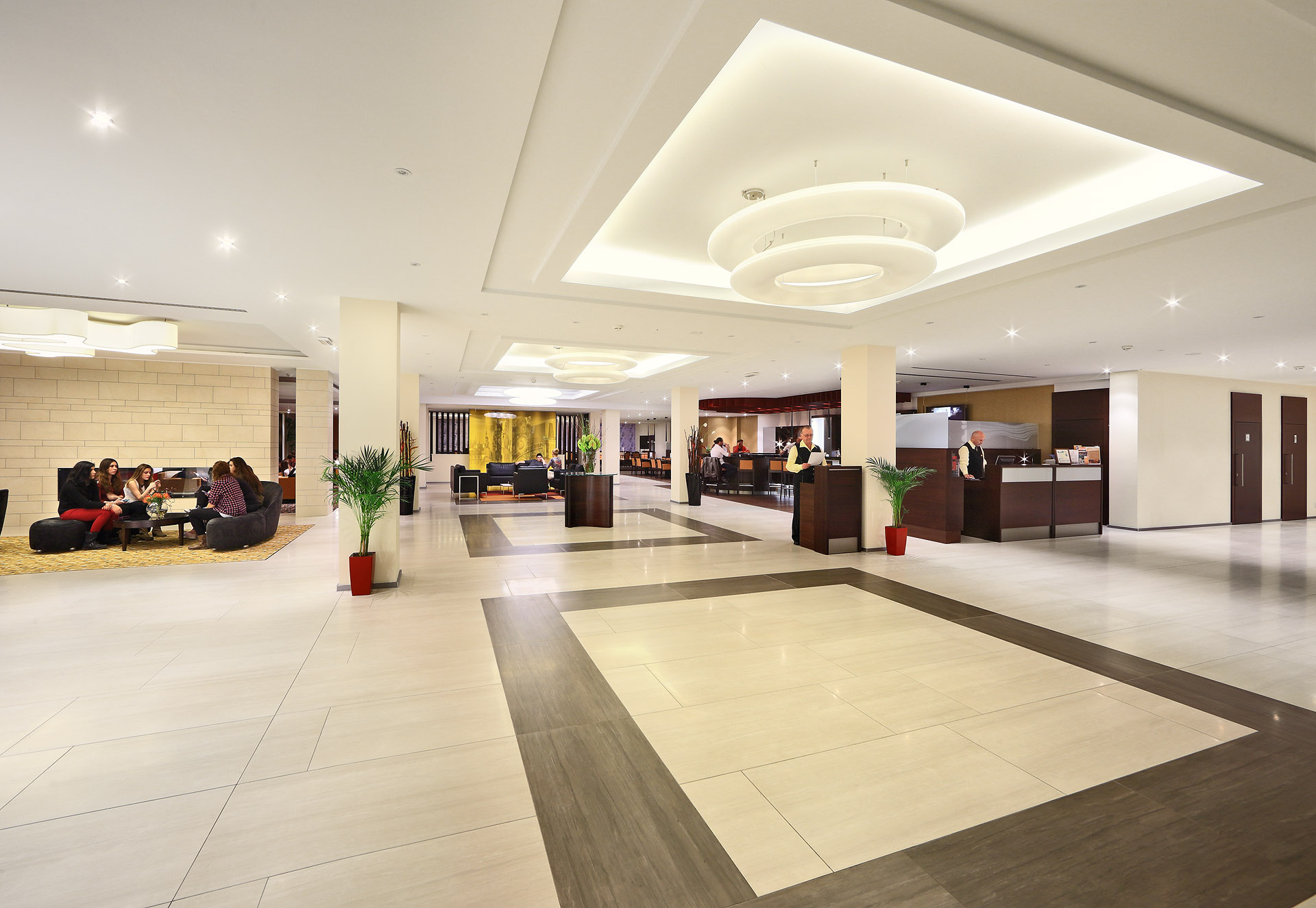 The Holocaust Remembered – The Moving Story of Anne Frank & Oskar ...