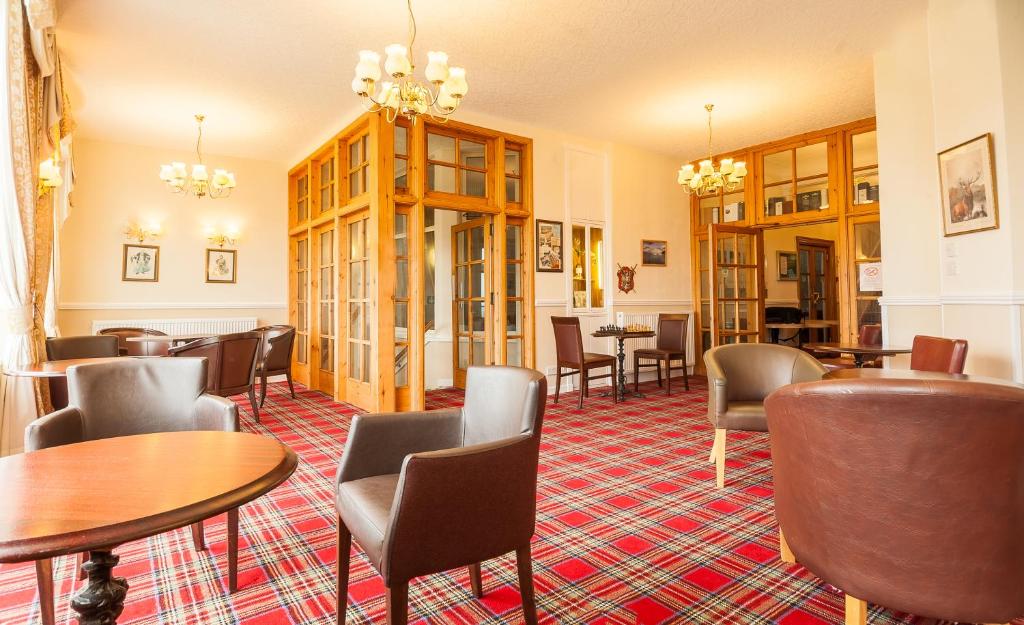 Dunoon, Isle of Bute and Waverley Paddle Steamer | Shearings